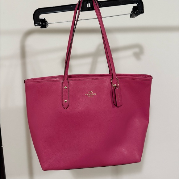 Coach | Bags | Coach Fuchsia Leather Tote | Poshmark